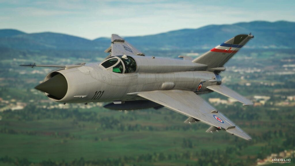 Flugzeugkaverne Željava: Vergessene Relikte des Kalten Krieges (2023 ...